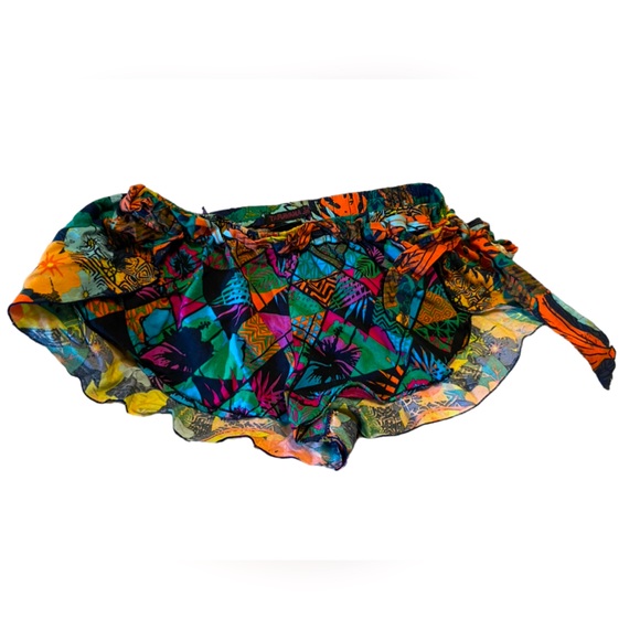 Taravana | Shorts | Taravana Tahiti Floral Mini Shorts | Poshmark